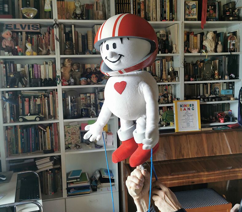 Hand in Hand | Helmi Verkehrssicherheit für Kinder | Jubiläum