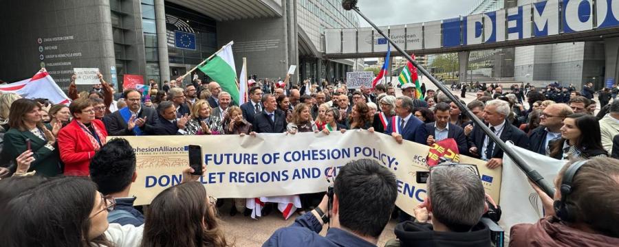 No cohesion without representation! | KOMMUNAL